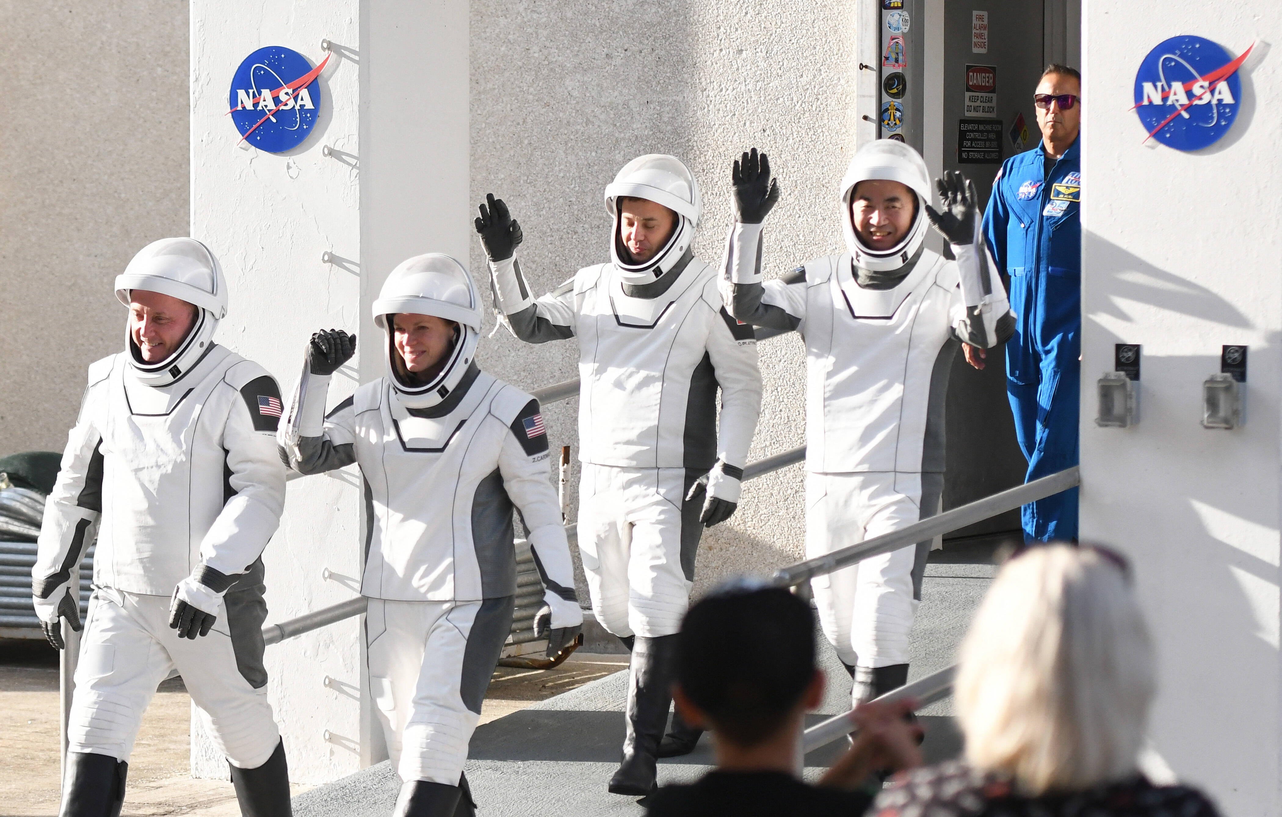 Problemy w kosmosie. NASA może skrócić misję astronautów