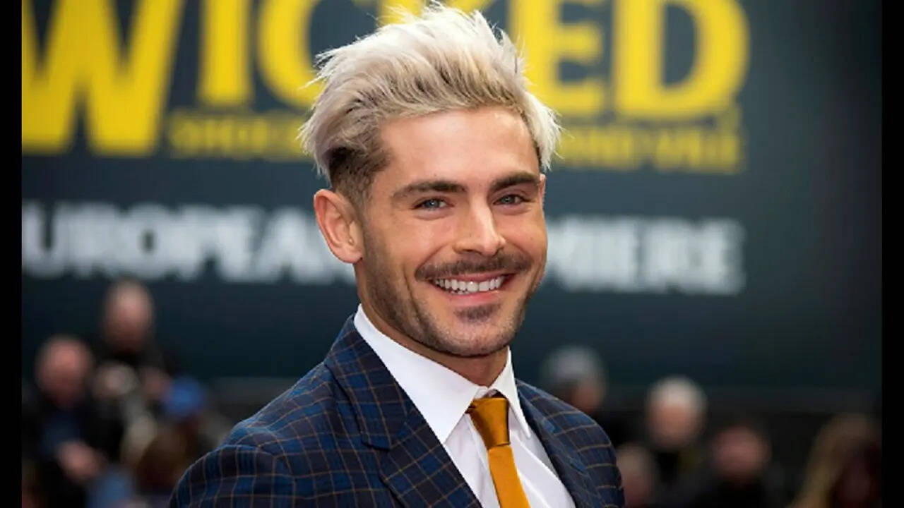 Zac Efron drew attention with a pickleball appearance in downtown Austin