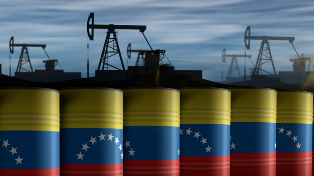 Venezuela's oil return is bearish for crude: Lance Roberts warns ...