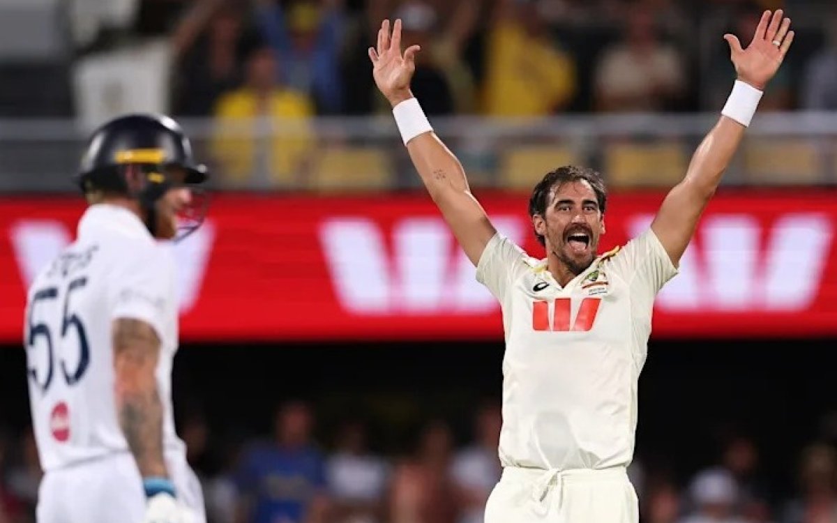 Starc equals Herath's record for most wickets in tests by left-arm pacers