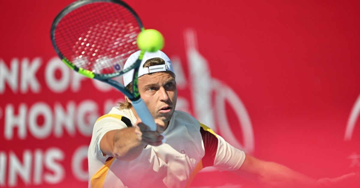 Müller perd son titre à Hong Kong