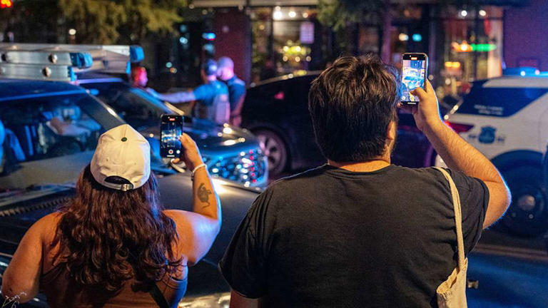 The Trump administration says it's illegal to record videos of ICE ...