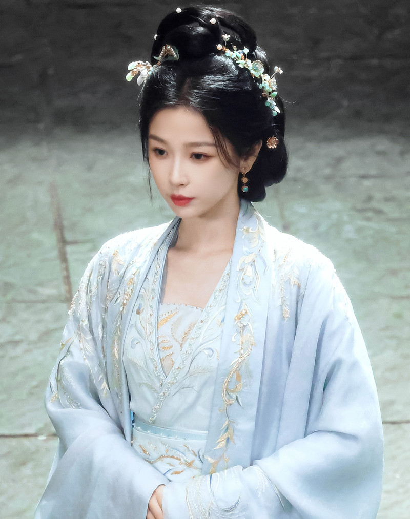 Ngu Thư Hân ra sao sau tẩy chay