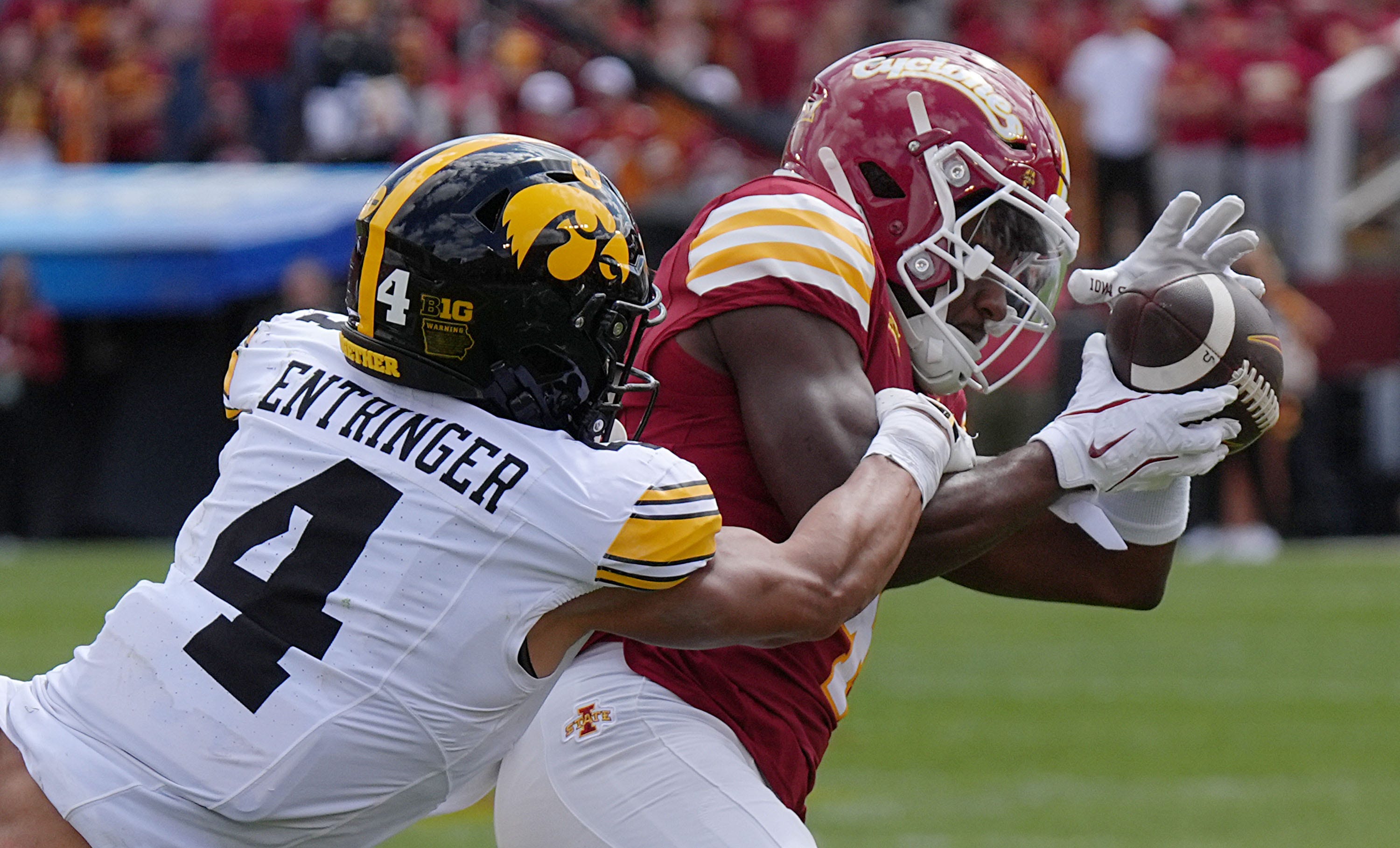 Former Iowa football captain sets trio of transfer portal visits