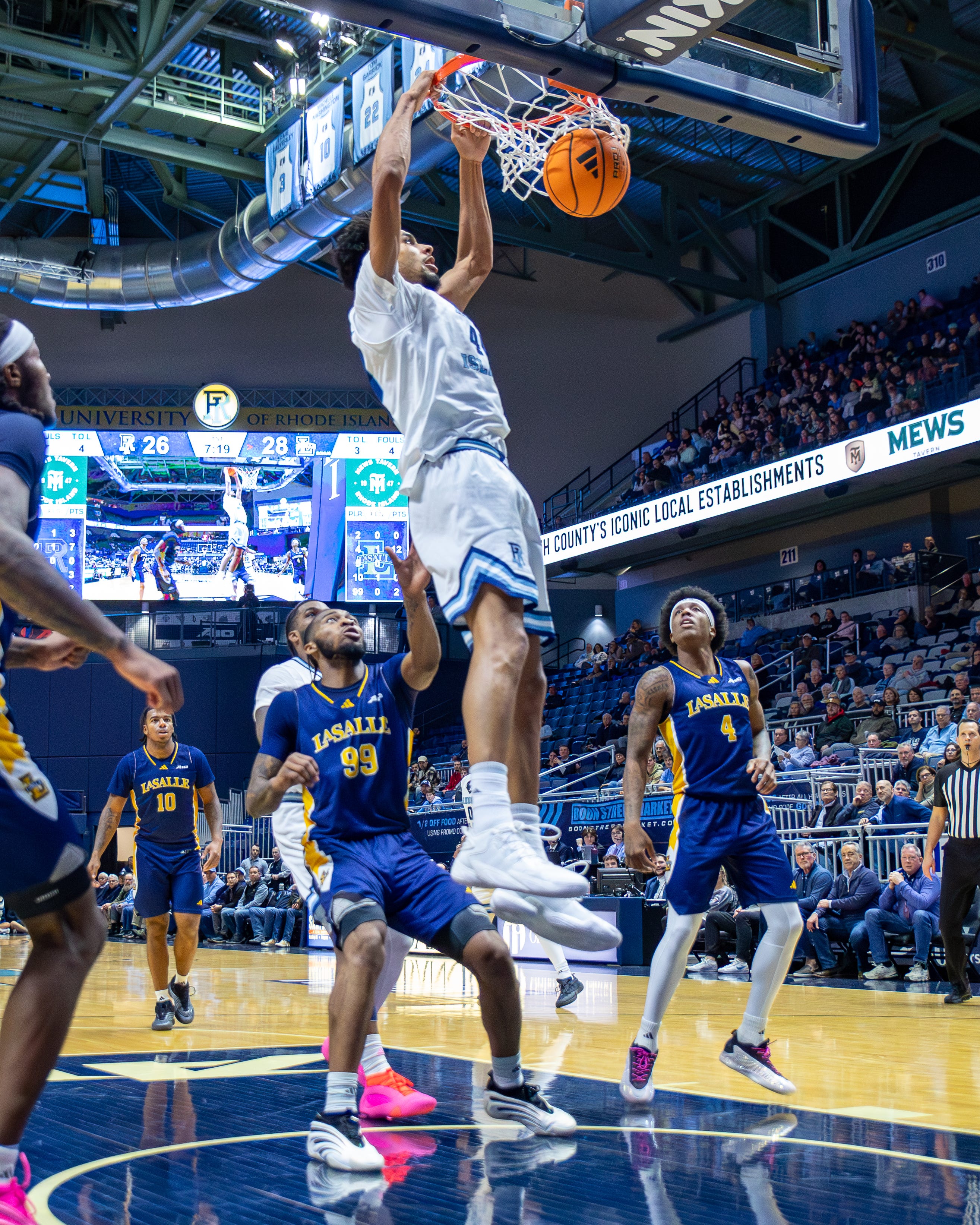 Rhode Island basketball rolls past Davidson to earn first conference win