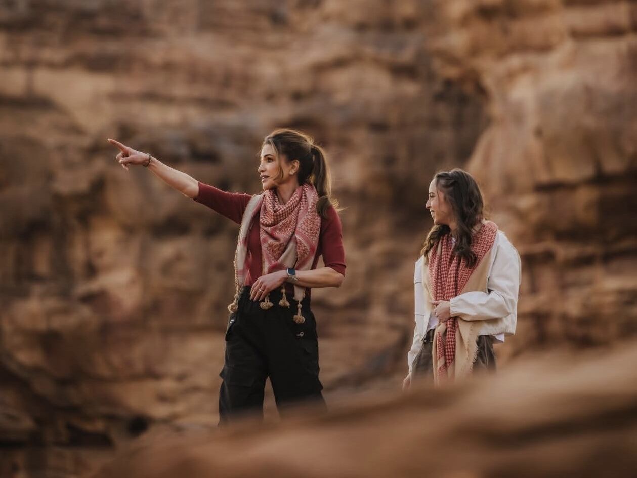 Queen Rania and Princess Salma explore Jordan’s ‘breathtaking’ Wadi Rum