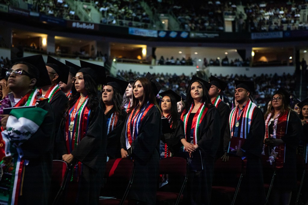 More Latino students are attending Cal State. But where are the Latino ...