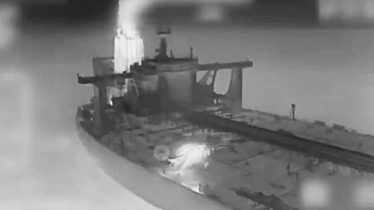 Estados Unidos incautó a un petrolero vinculado a Venezuela con bandera ...