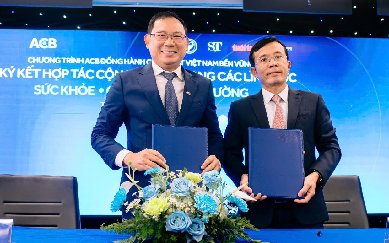 120 học bổng 'Nâng bước thủ khoa' tiếp sức sinh viên vượt khó tới giảng ...