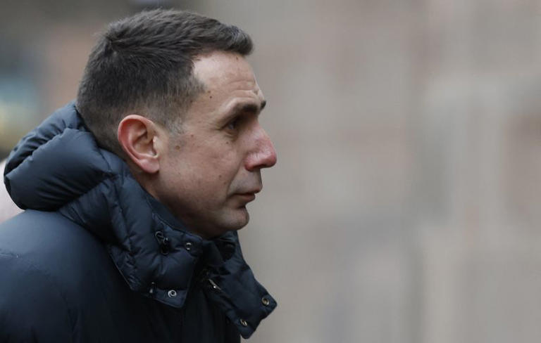 Ex-Premier League soccer referee Coote gets suspended sentence for ...