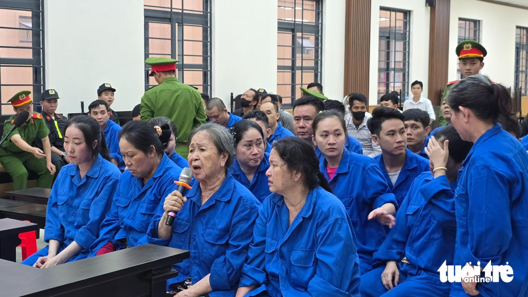 Nhiều gia đình đưa con, cháu vào đường dây mại dâm dưới 16 tuổi