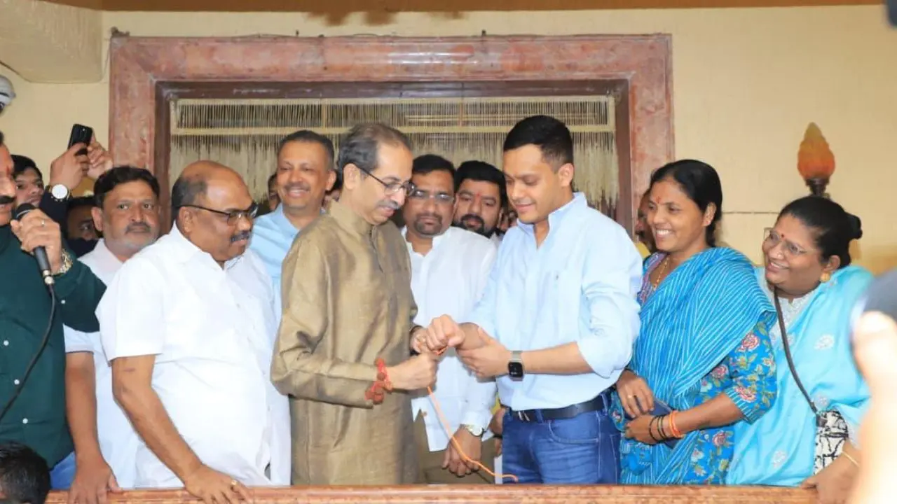 In photos Congress leader Kunal Jadhav joins Shiv Sena UBT ahead of BMC ...
