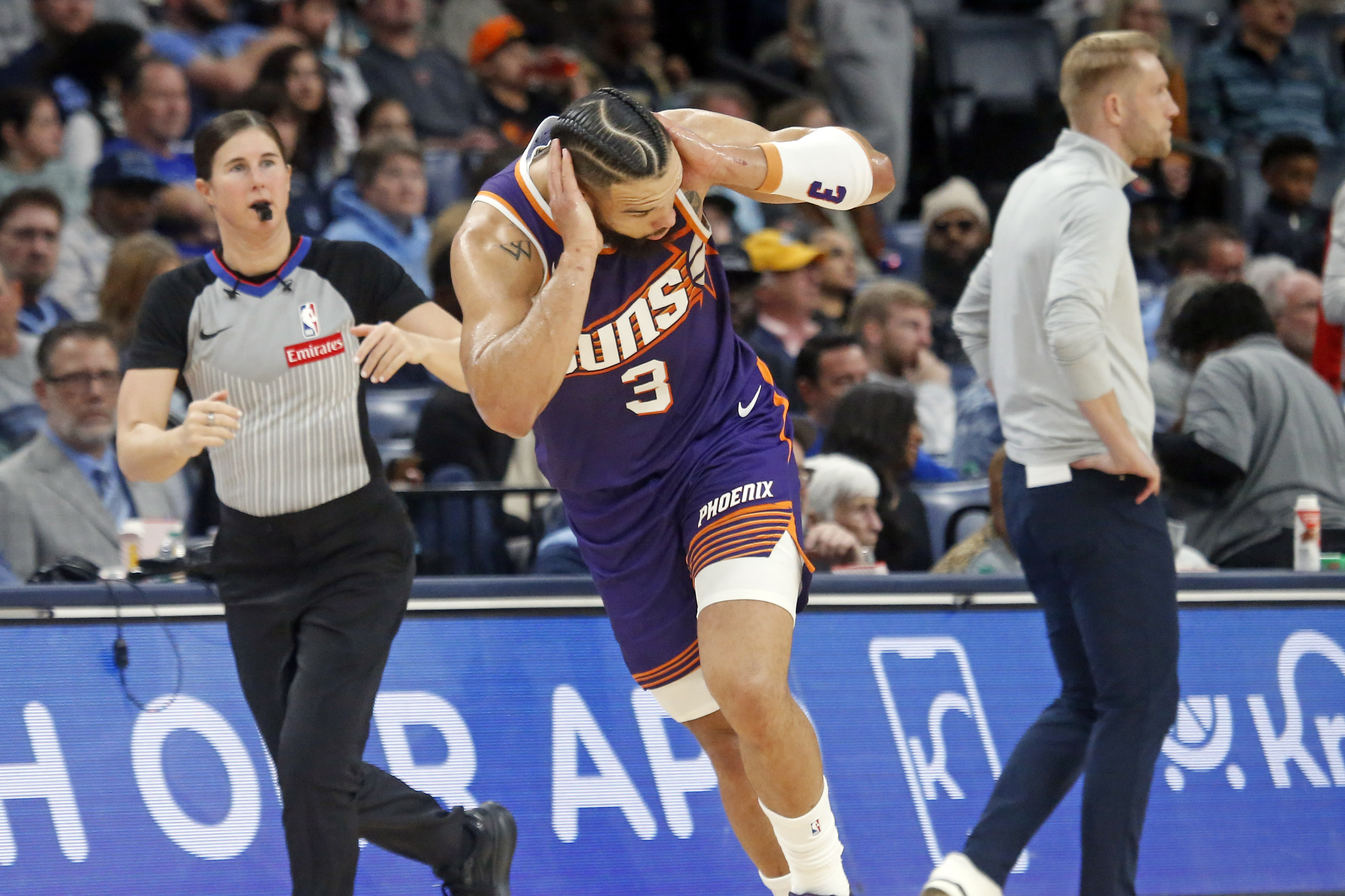 The Suns turned a road game into target practice