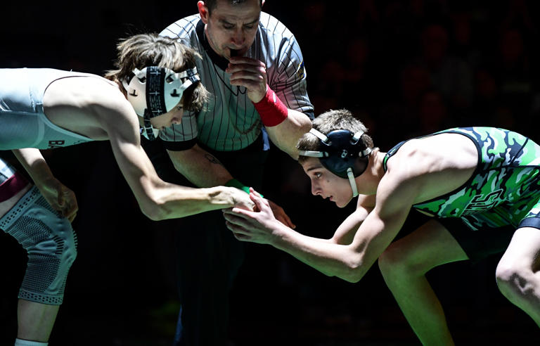 Burns’ thrilling decision sparks Bangor wrestlers past Pen Argyl