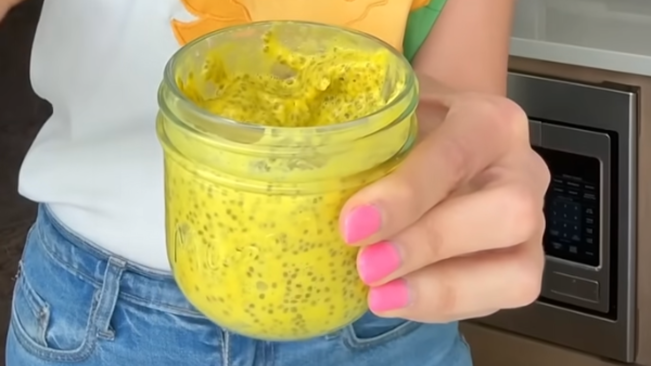Mango chia pudding | A fresh, feel-good breakfast