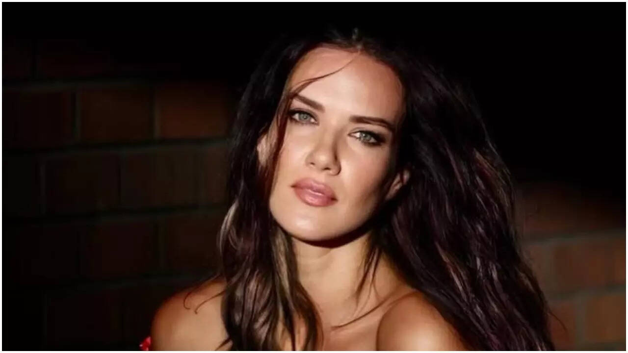 Who is Natalie Burn? All about the Hollywood actress seen with Yash in ...