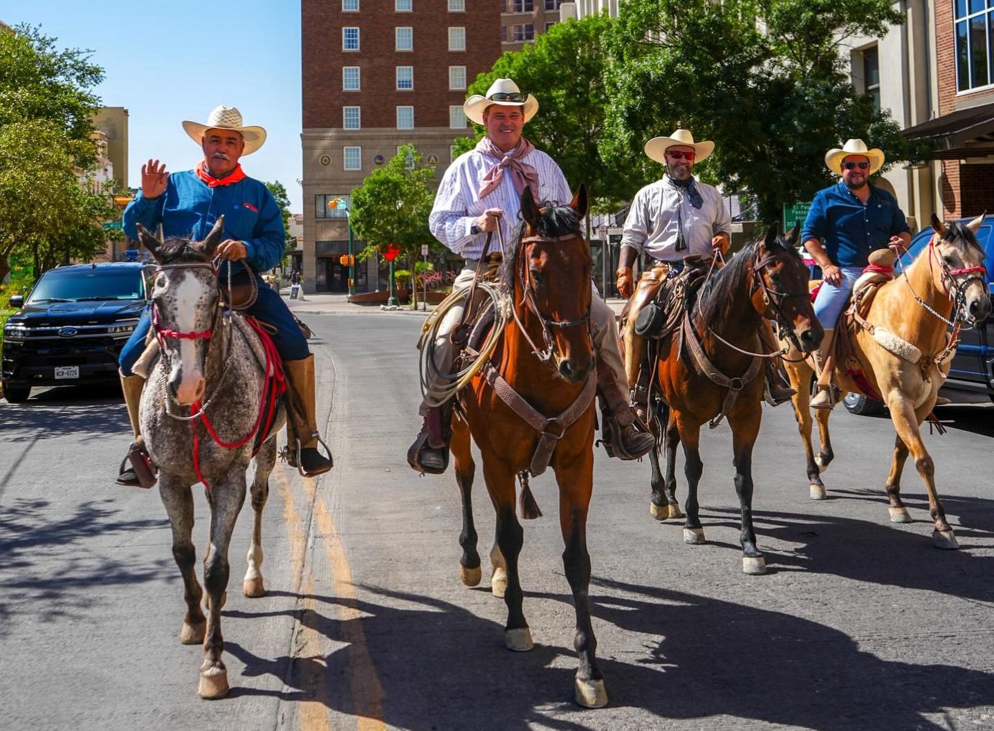 Fact check: Is a neurological virus outbreak affecting horses in El Paso?