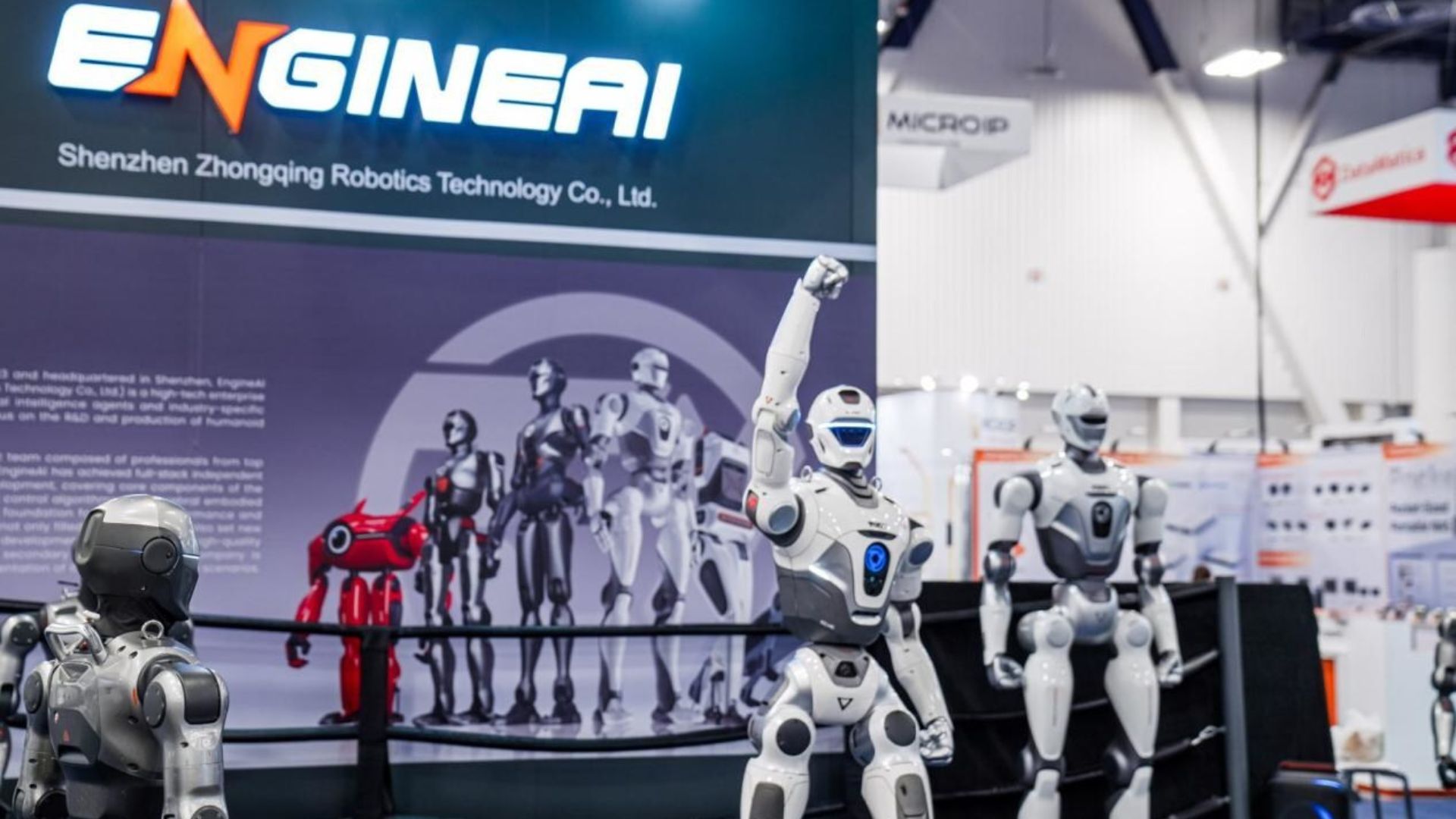 CEO-kicking, combat-ready humanoid robots from EngineAI make powerful ...