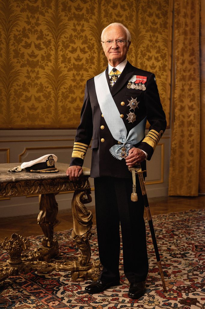 King Carl XVI Gustaf and tiara-clad Queen Silvia release new portraits ...