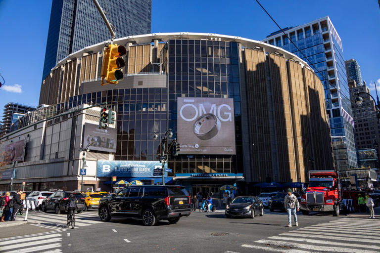 Sirens to play historic first game at MSG as PWHL continues growth
