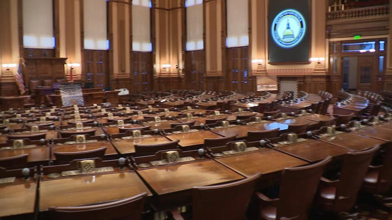 Republican state lawmakers unveil plan to eliminate state’s income tax