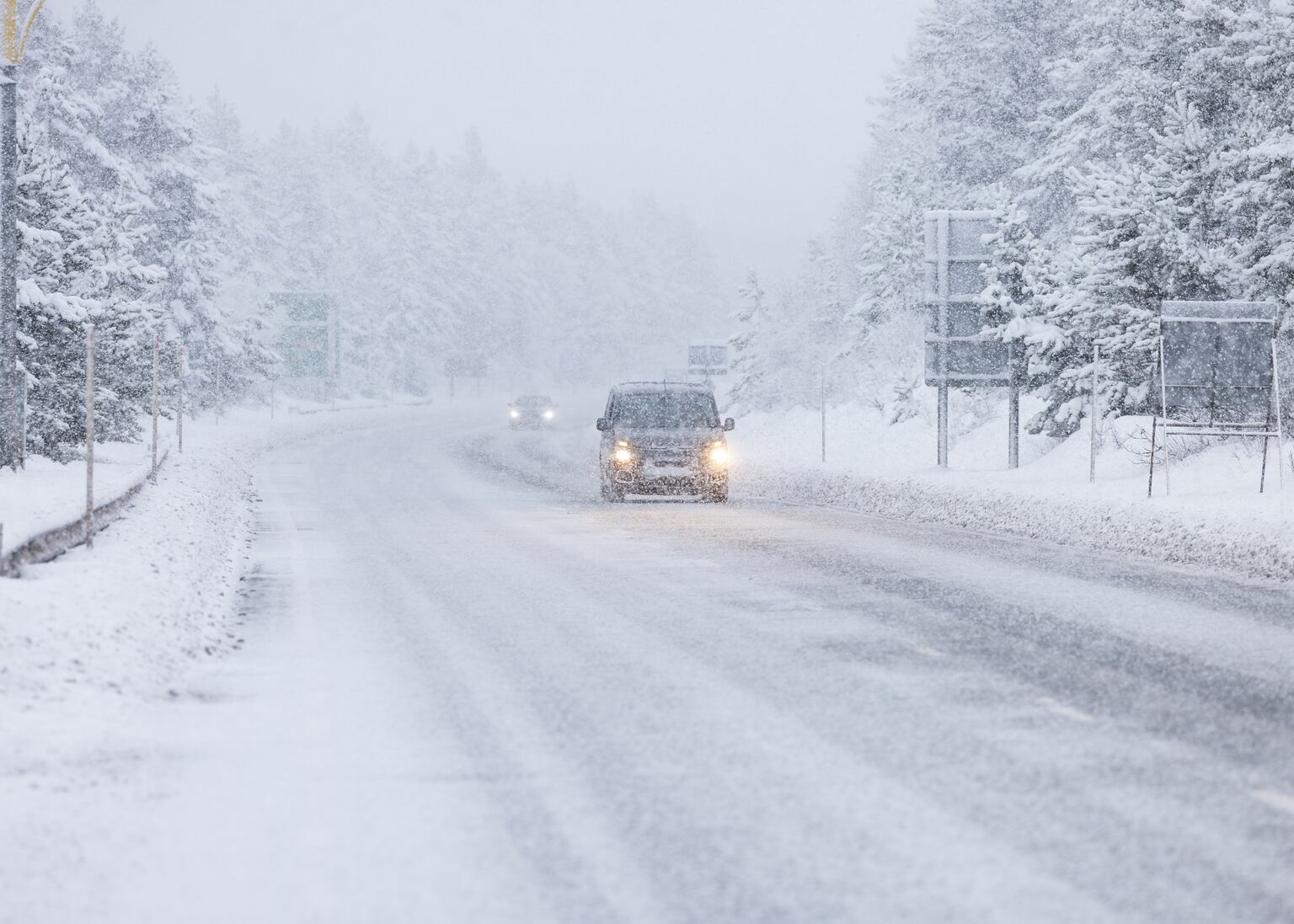 Part of motorway shut following 'multiple collisions' in icy conditions