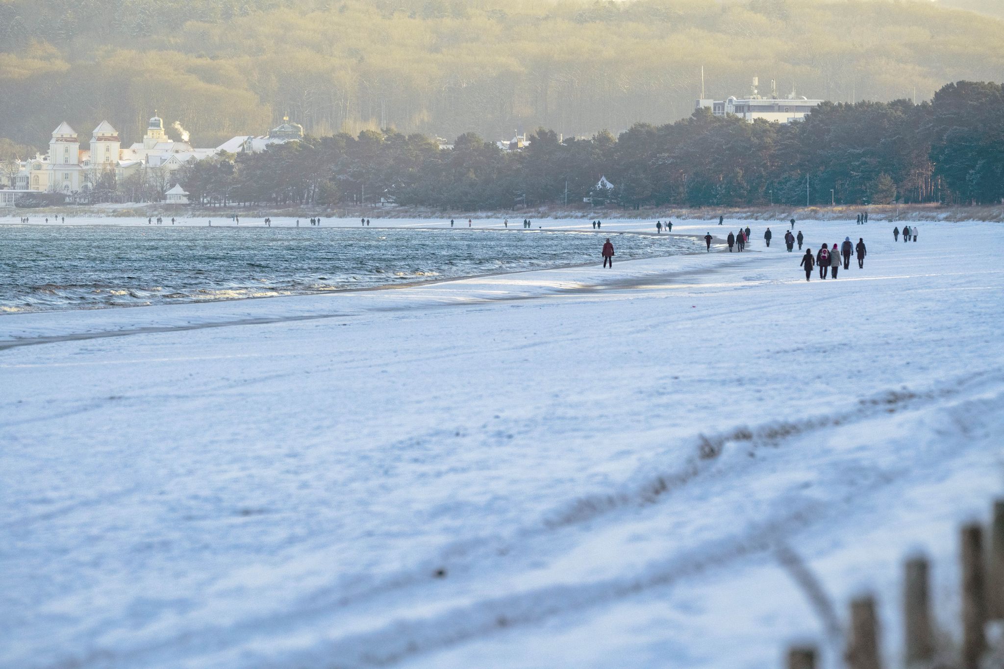 Freitag Schneeverwehungen im Südwesten von MV wahrscheinlich