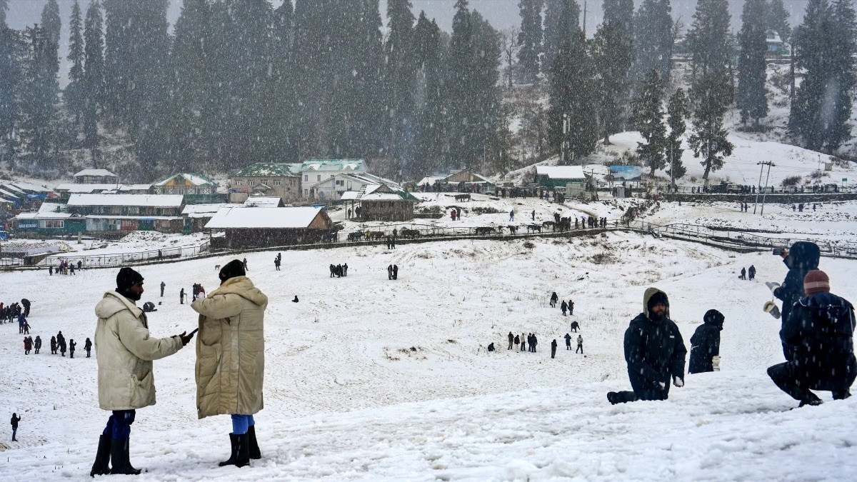 7 snowfall destinations in India perfect for winter holidays