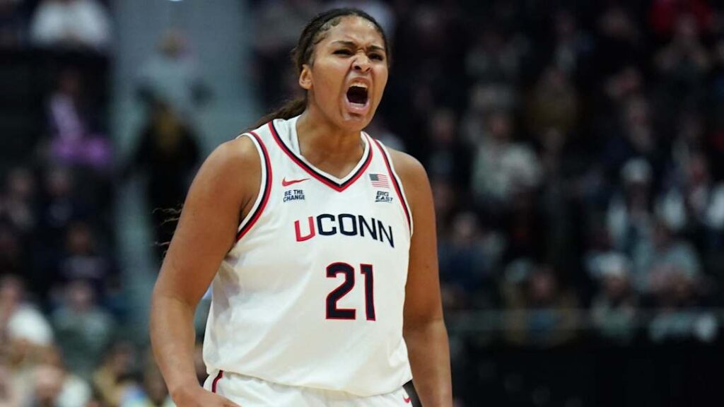 UConn star Sarah Strong hits a new major milestone