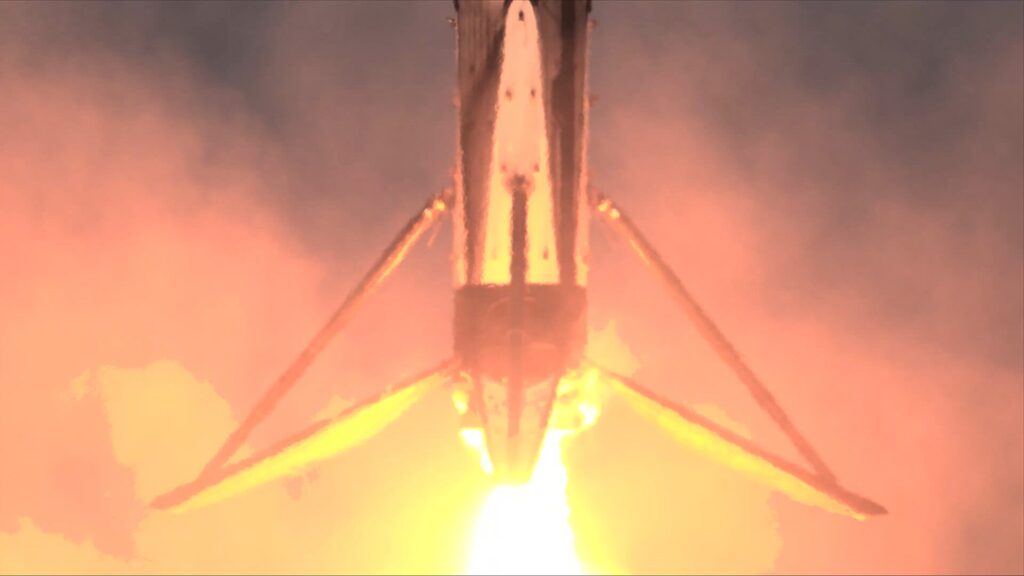 Starlink : SpaceX réussit un retour de booster rare au large des Bahamas