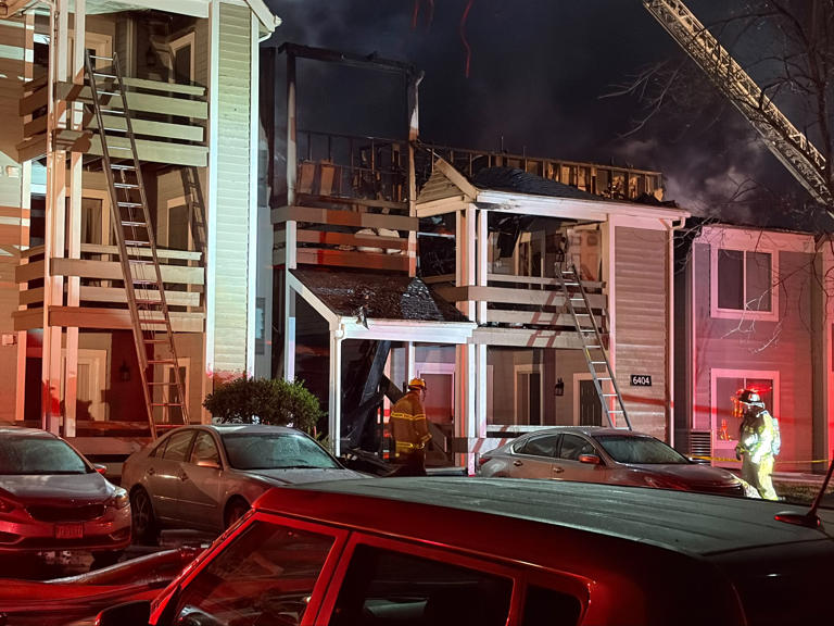 'Crazy how fast it spread': Witnesses describe 3-alarm fire leaving ...