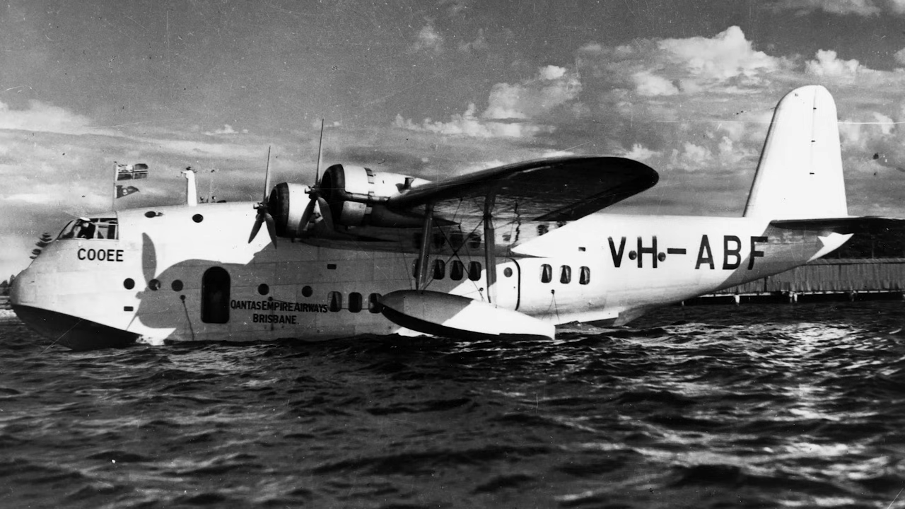 Watch the top 10 British aircraft that turn engineering into art