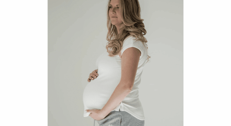 10 pieces you need for the perfect maternity wardrobe – tried and tested