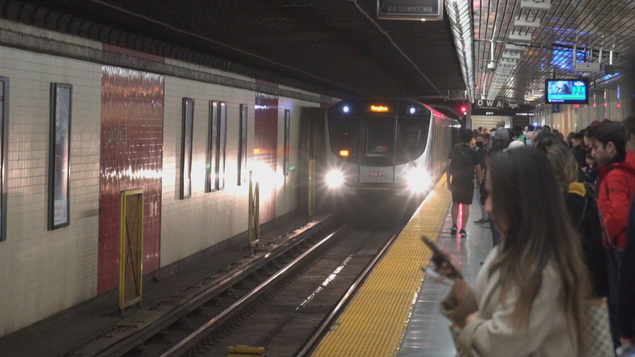 Service resumes between Sheppard-Yonge and Finch on TTC's Line 1