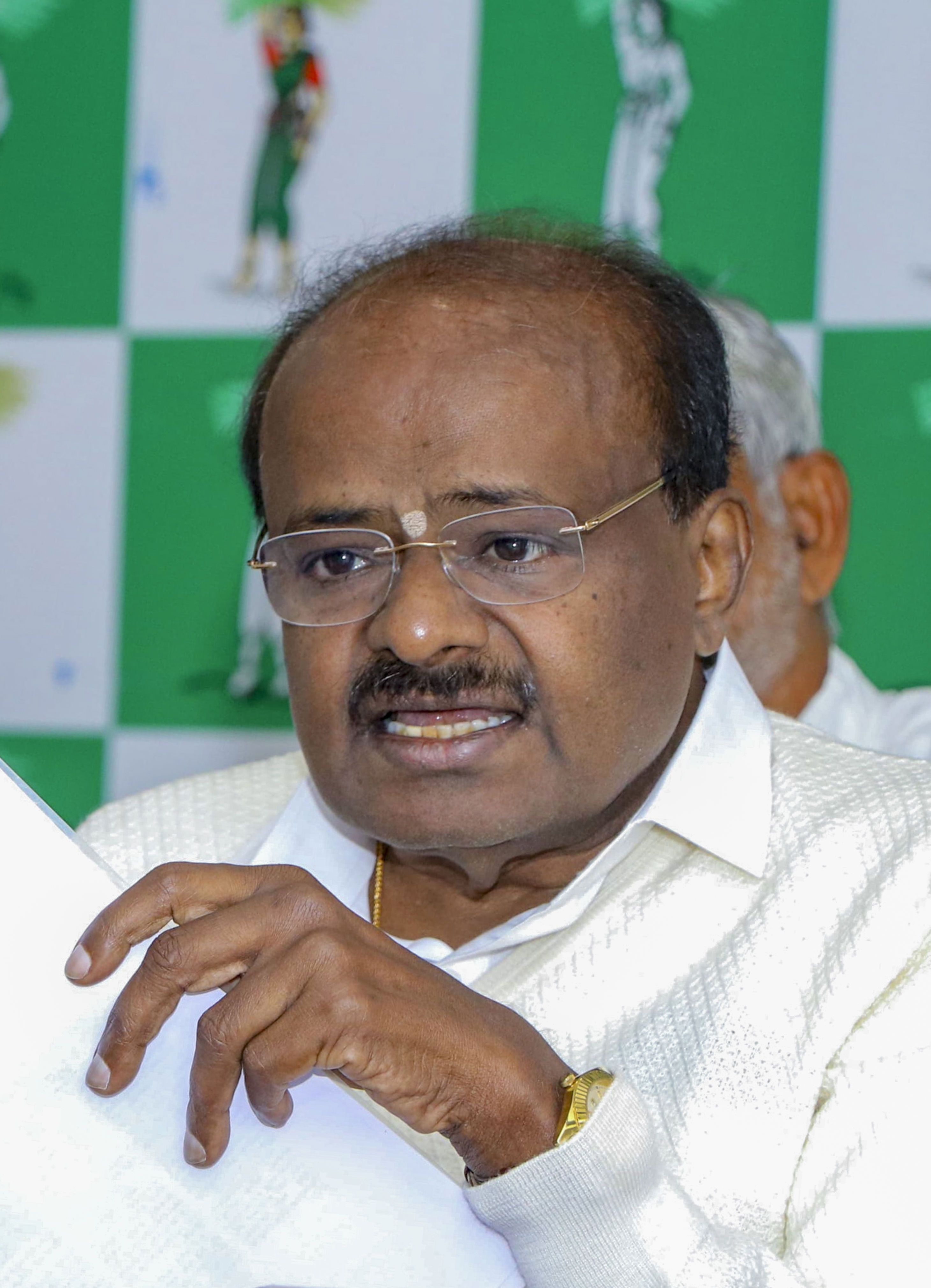 Cong makes sympathetic remarks on Gowda to create divide in BJP-JD(S ...
