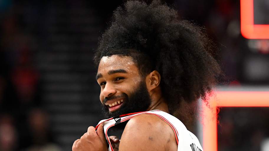 Mavericks finally hear fans' longtime plea by pursuing trade for dream ...