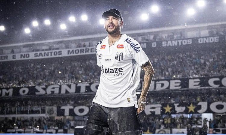 Neymar resmi perpanjang kontrak dengan Santos hingga 2026 sekaligus ...