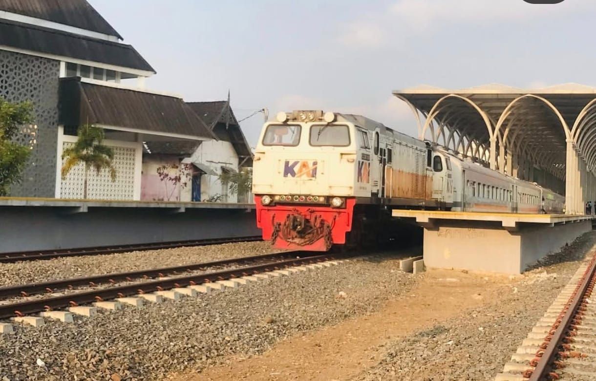 Nikmati suasana Priangan, ini 3 pilihan transportasi dari Bandung ke Garut