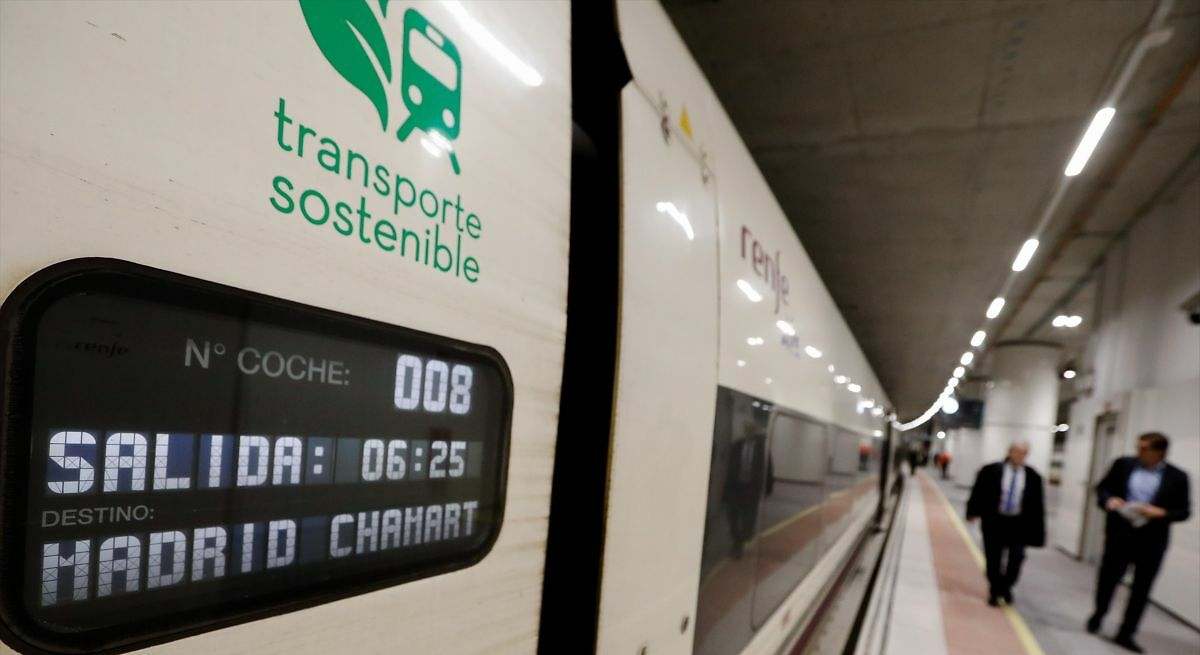 Un rifirrafe entre la Junta de Castilla y León y Renfe deja en el aire ...