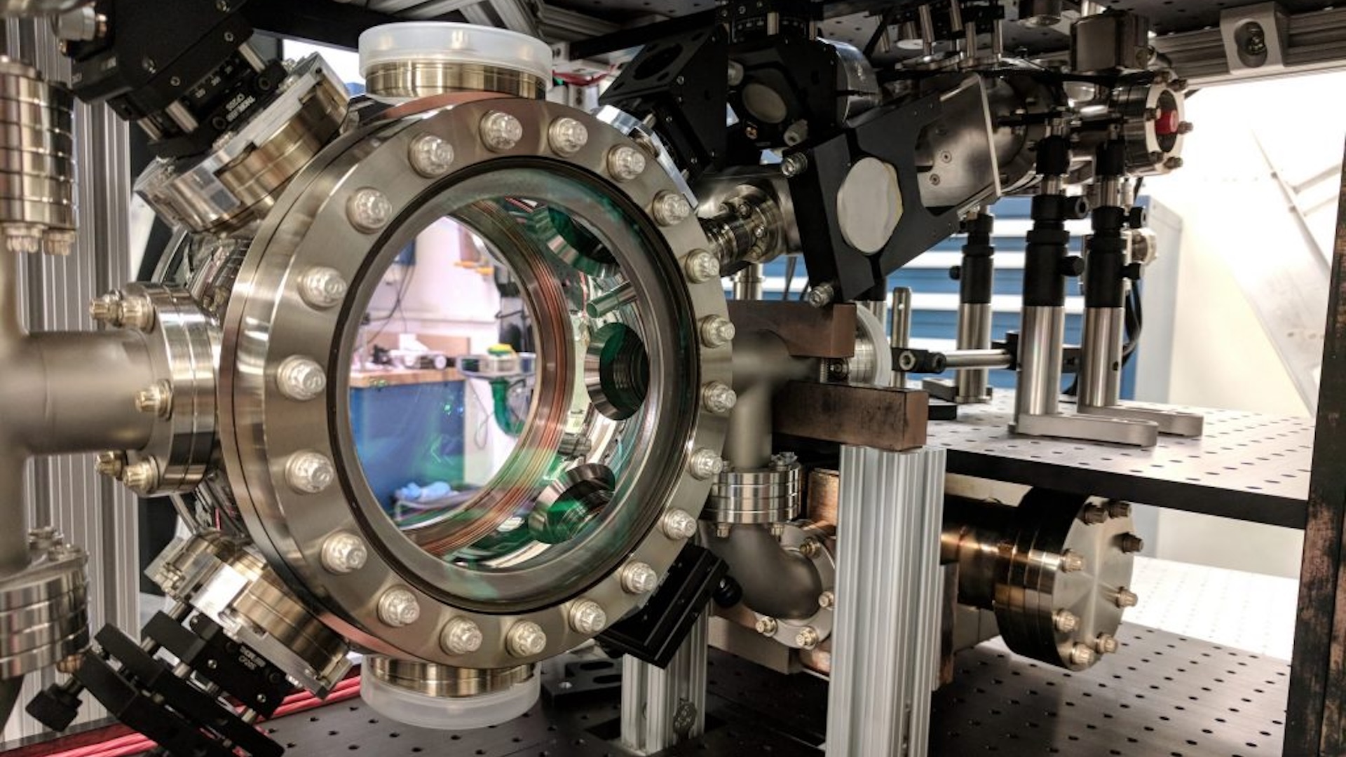 US scientists complete laser lab for world’s largest vertical atom ...