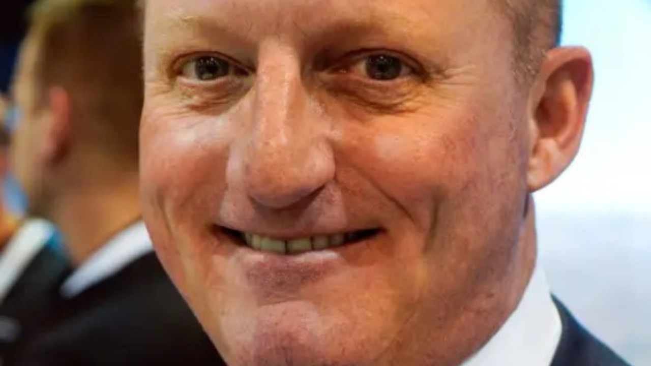 Greg Abel holds $170M in 1 stock; Buffett's heir is all-in