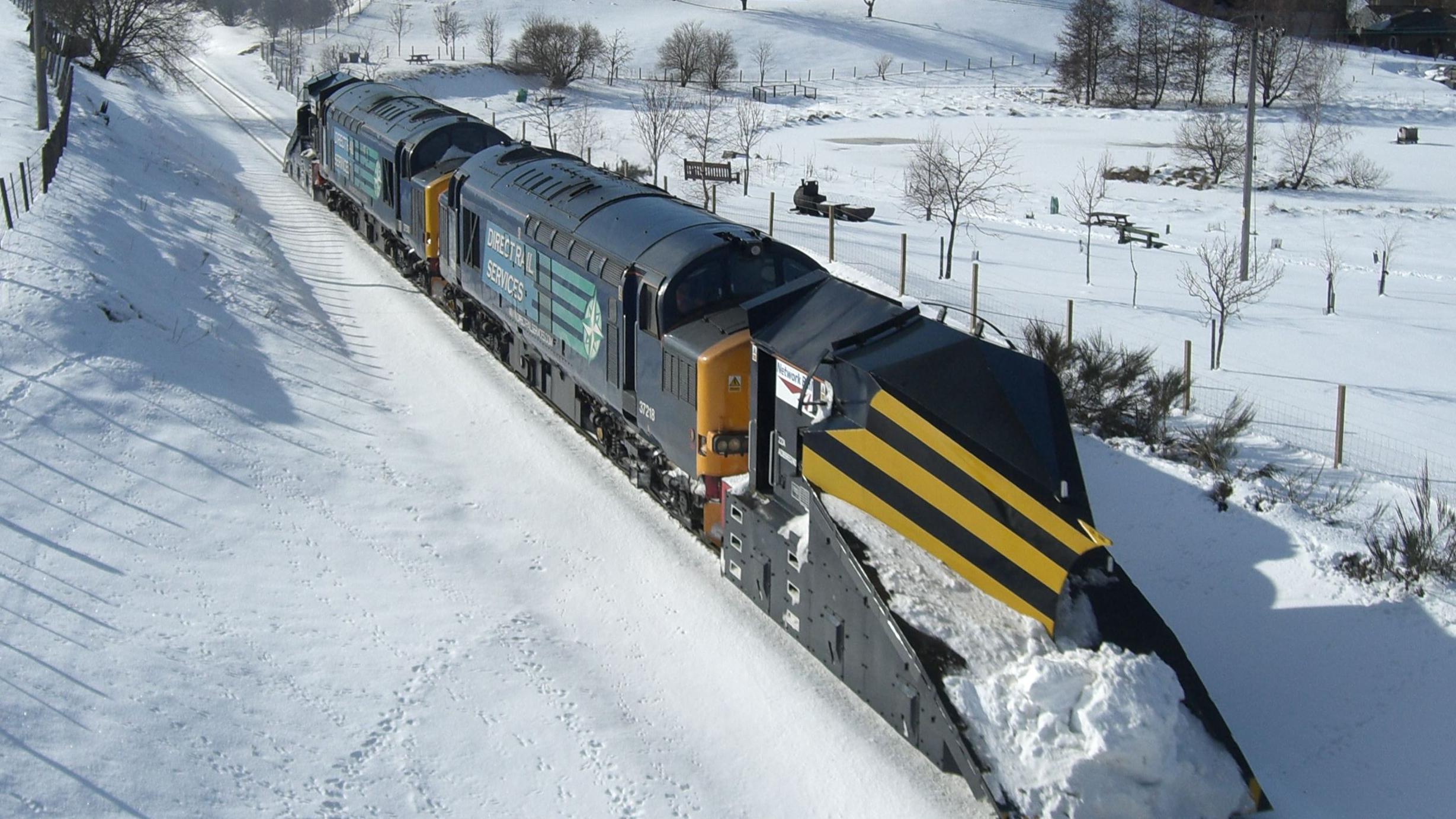 Railway lines to shut ahead of Storm Goretti snow