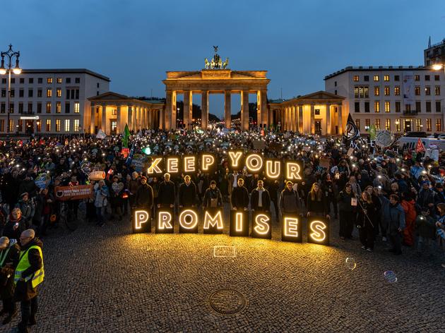 Hoffnung in der Dunkelheit: Dr. Thomas Schielke zeigt Protestformen der ...