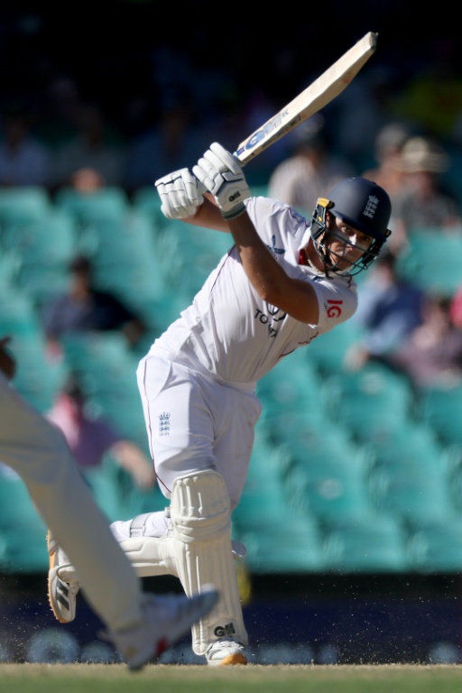 England to stick with Stokes and McCullum despite Ashes flop