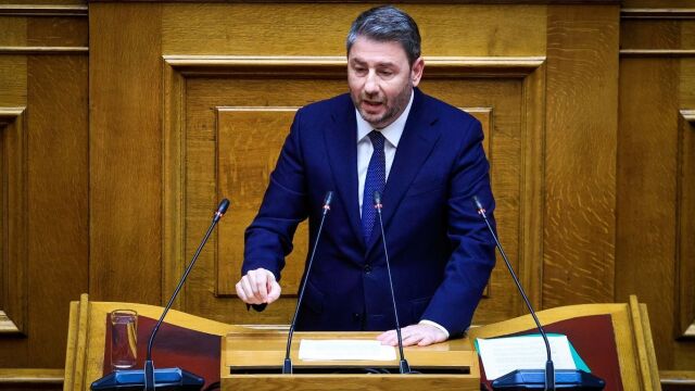 Ανδρουλάκης κατά Μητσοτάκη: Το διεθνές δίκαιο δεν εφαρμόζεται ...