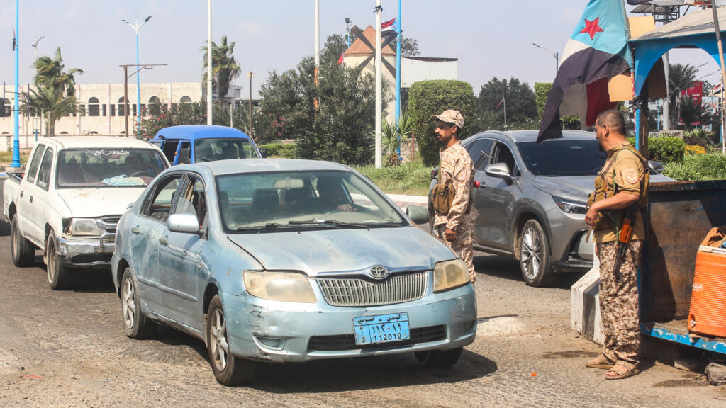 Yemeni separatist chief fled to UAE, Saudi-led coalition says