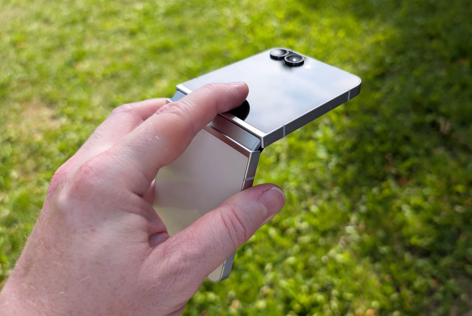 Samsung could be taking the Galaxy Z Flip in a whole new direction