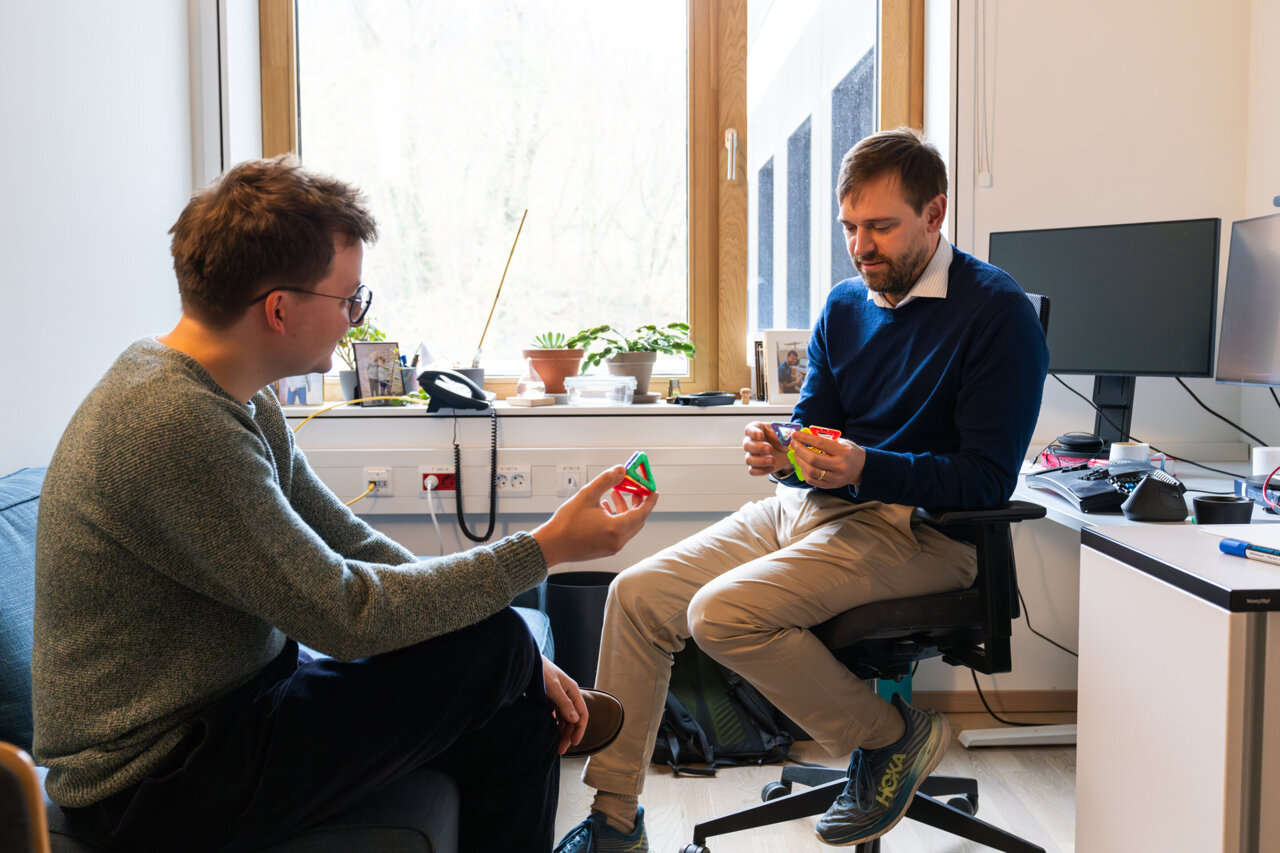 Behind nature's blueprints: Physicists create 'theoretical rulebook' of ...