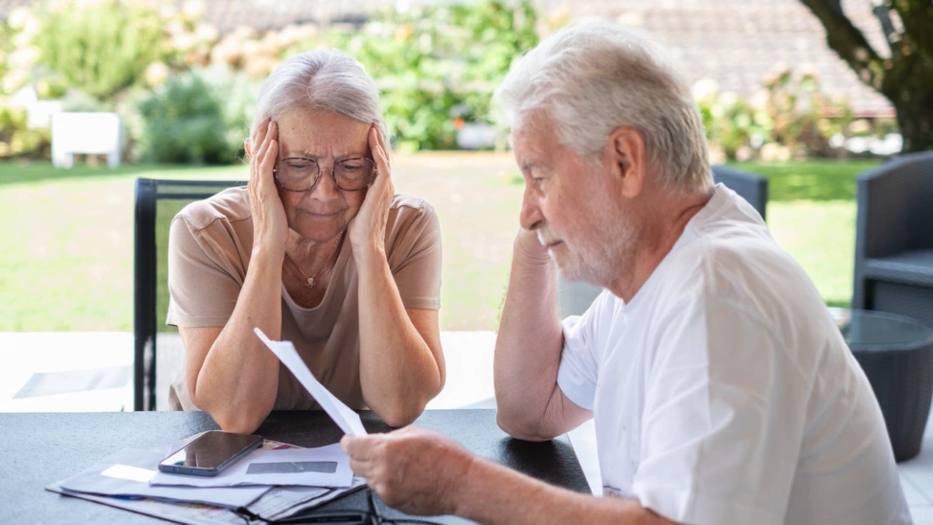 The 7 biggest financial stories that impacted seniors in 2025