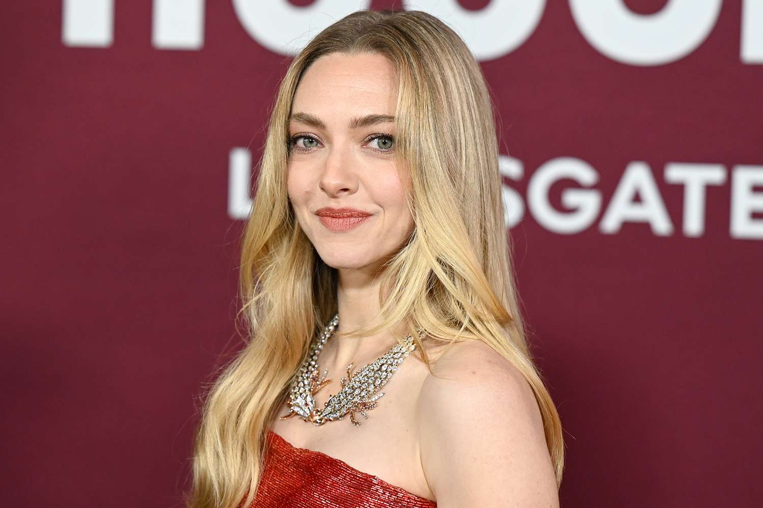Amanda Seyfried reflects on ‘really extreme’ OCD diagnosis, says she ...